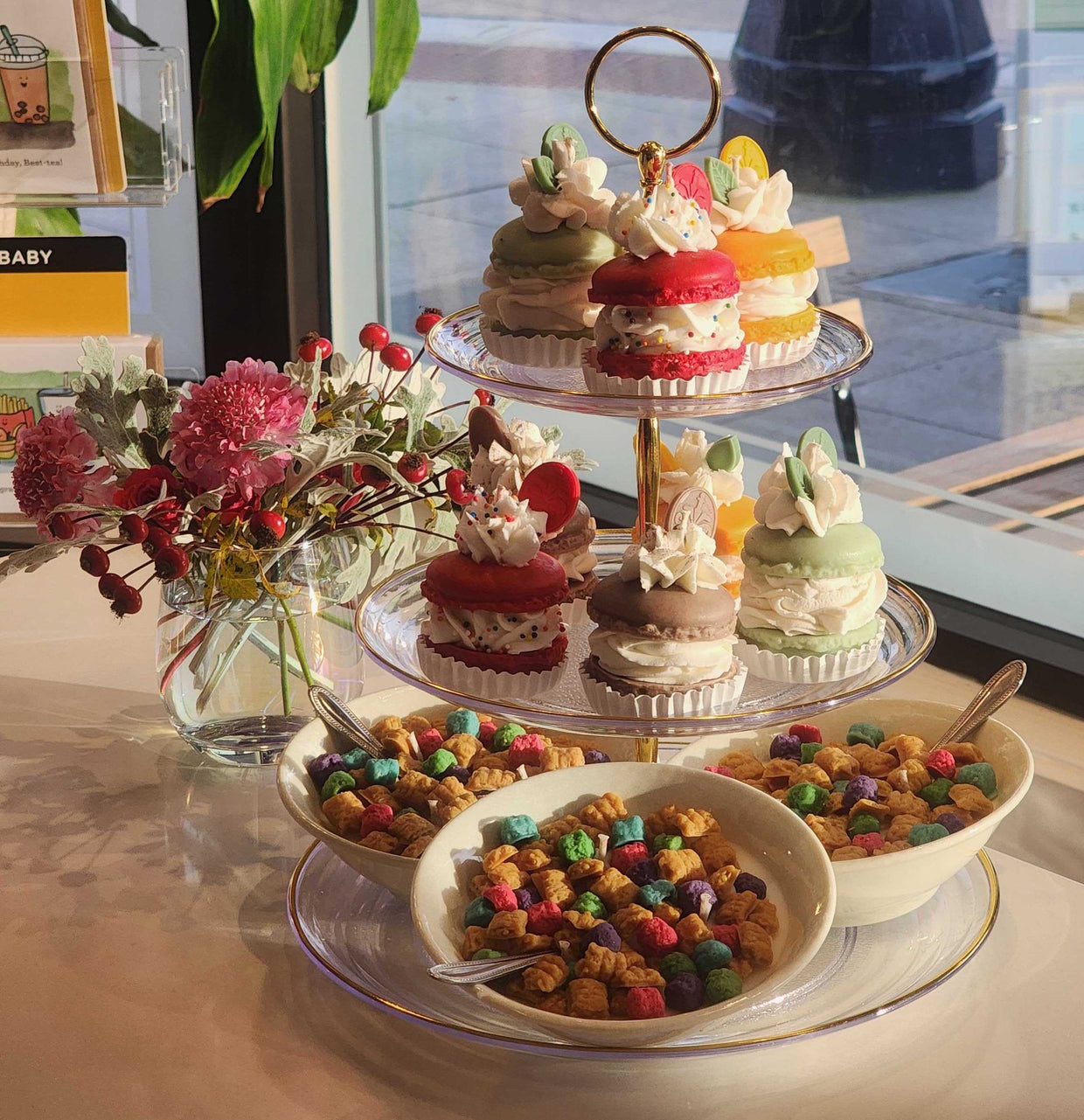Gourmet Macarons Online - Custom Printed or Classic Boxes | Macadons