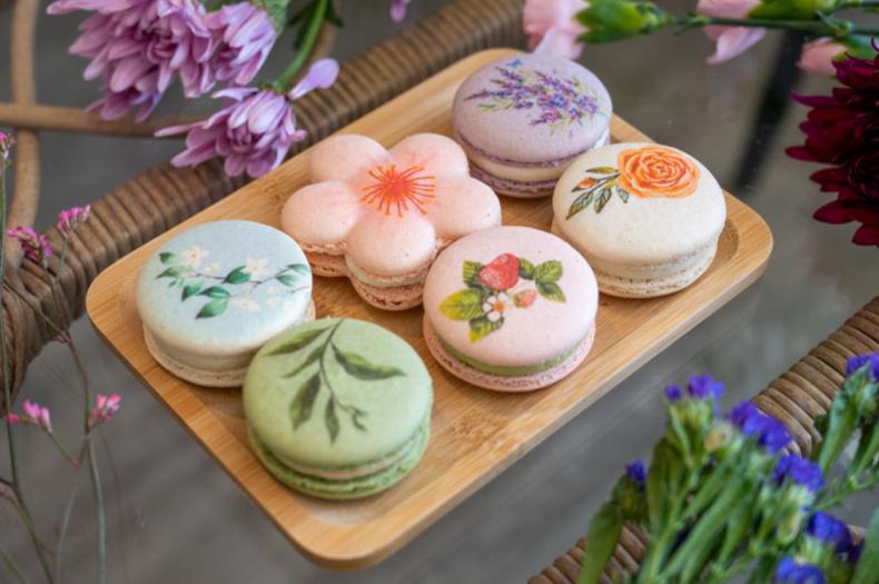 Custom Print – Macadons